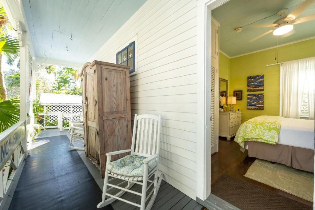 Comfortable Accommodations in The Keys | The Mermaid & The Alligator